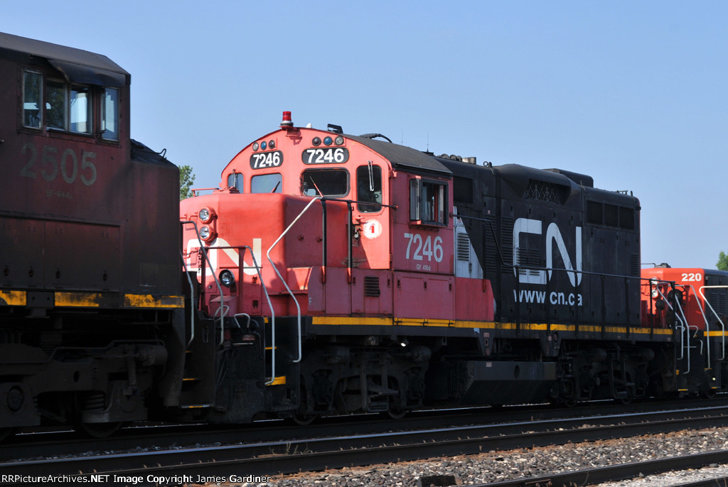 CN 7246